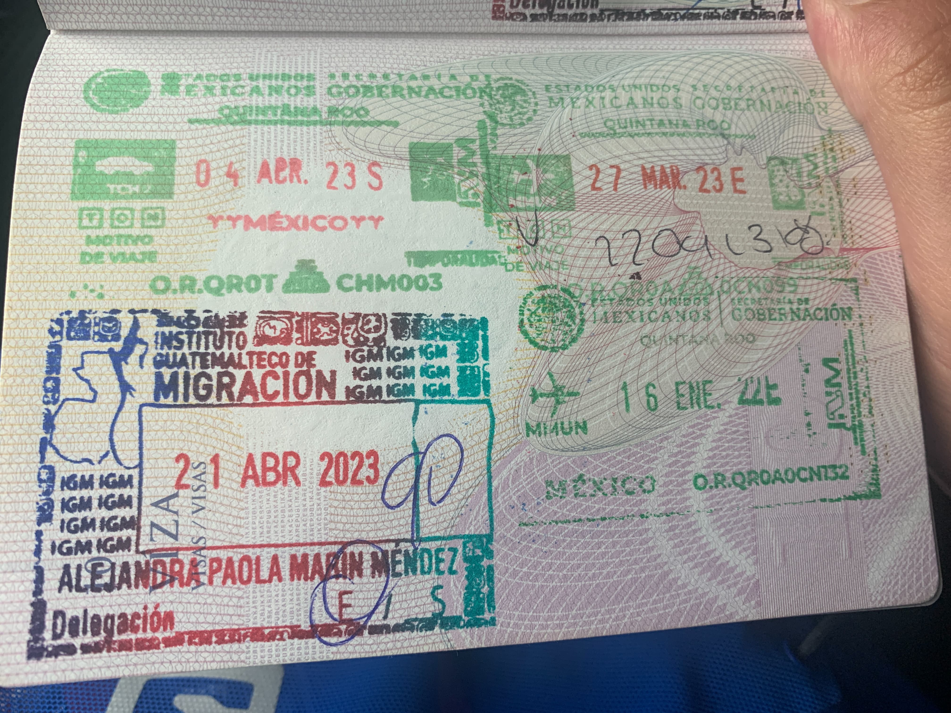 Jak cestovat z Guatemaly do Salvadoru 🚌 – Deny & Carol